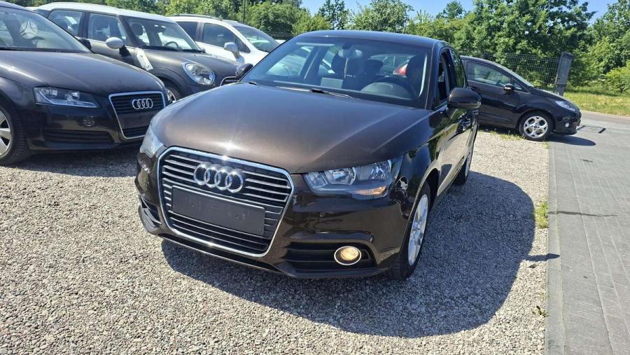 Brown Audi A1 2012 in Kaunas, with an engine capacity of 1.20 L and mileage of 160 thousand km for 5650 €, photo 6 on AUTOMOTO.COM.LV