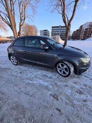 Pelēks Audi A1 2011 Klaipėda, ar dzinēja tilpumu 1.40 L un nobraukumu 193 tūkst. km par 5600 €, foto  vietnē AUTOMOTO.COM.LV