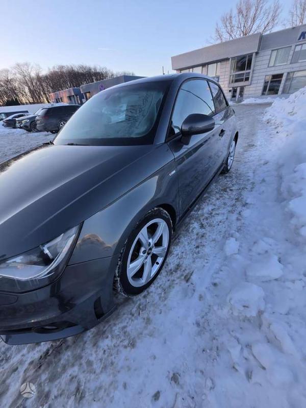 Grey Audi A1 2011 in Klaipeda, with an engine capacity of 1.40 L and mileage of 193 thousand km for 5600 €, photo 3 on AUTOMOTO.COM.LV