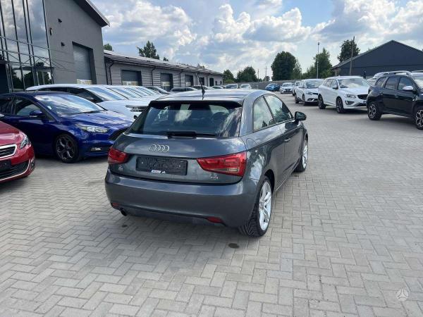 Grey Audi A1 2011 in Taurage, with an engine capacity of 1.60 L and mileage of 273 thousand km for 3100 €, photo 7 on AUTOMOTO.COM.LV