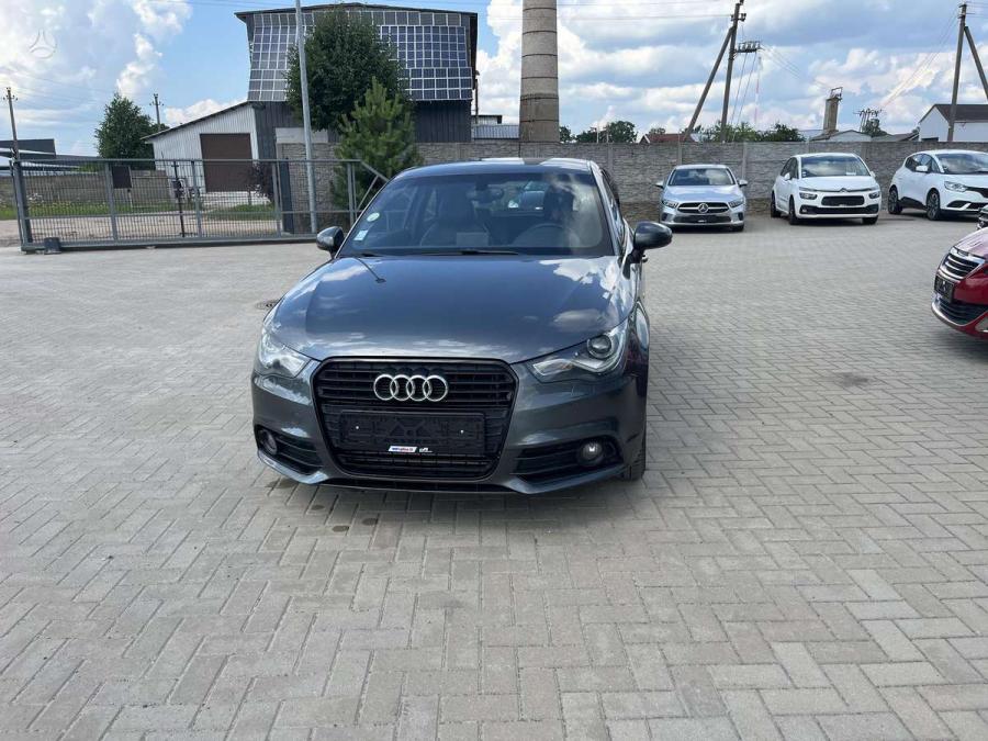 Grey Audi A1 2011 in Taurage, with an engine capacity of 1.60 L and mileage of 273 thousand km for 3100 €, photo 4 on AUTOMOTO.COM.LV