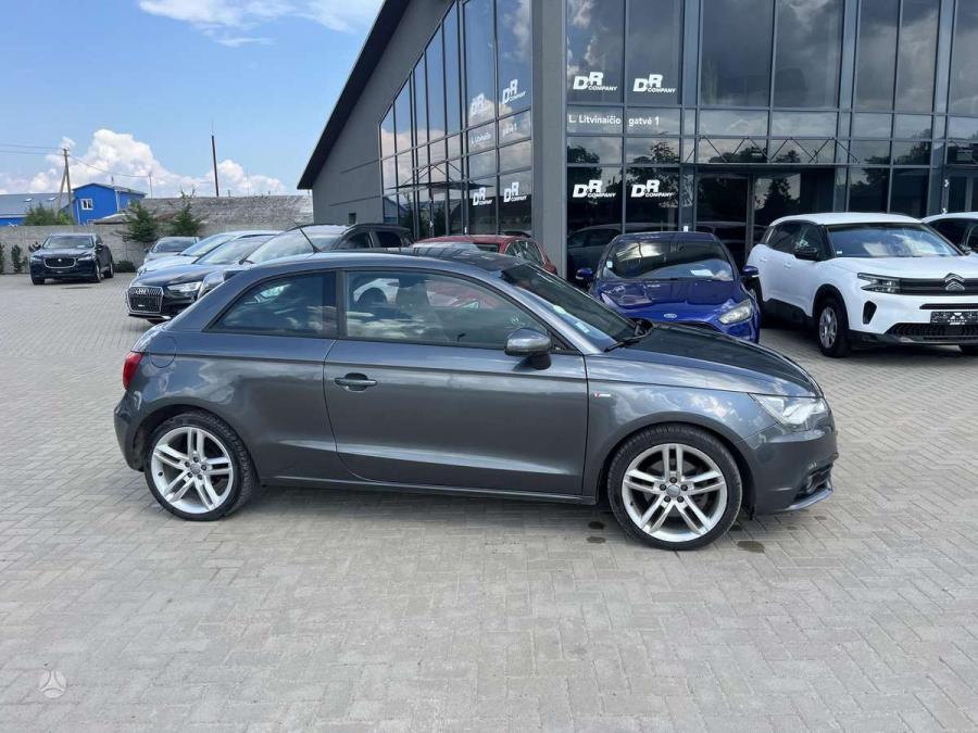 Grey Audi A1 2011 in Taurage, with an engine capacity of 1.60 L and mileage of 273 thousand km for 3100 €, photo 5 on AUTOMOTO.COM.LV