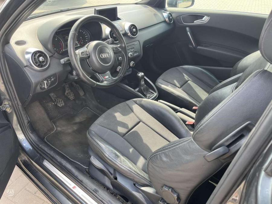 Grey Audi A1 2011 in Taurage, with an engine capacity of 1.60 L and mileage of 273 thousand km for 3100 €, photo 13 on AUTOMOTO.COM.LV