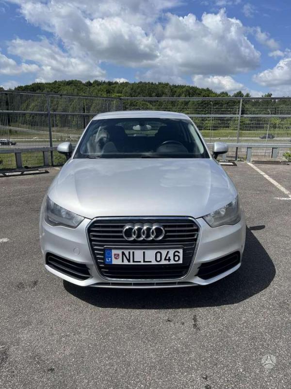 Pelēks Audi A1 2011 Viļņa, ar dzinēja tilpumu 1.20 L un nobraukumu 57 tūkst. km par 5800 €, foto 6 vietnē AUTOMOTO.COM.LV