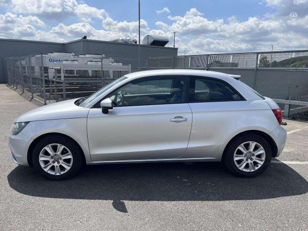 Pelēks Audi A1 2011 Viļņa, ar dzinēja tilpumu 1.20 L un nobraukumu 57 tūkst. km par 5800 €, foto 9 vietnē AUTOMOTO.COM.LV