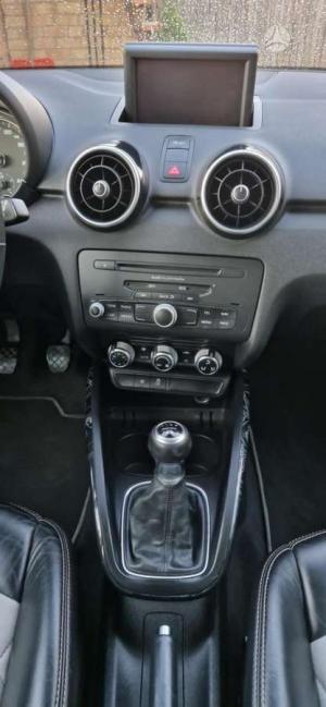 Grey Audi A1 2012 in Siauliai, with an engine capacity of 1.60 L and mileage of 167 thousand km for 5200 €, photo 4 on AUTOMOTO.COM.LV