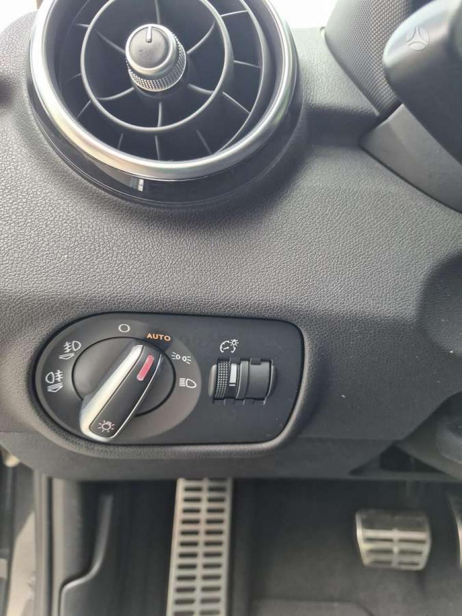 Grey Audi A1 2013 in Kaunas, with an engine capacity of 1.39 L and mileage of 176 thousand km for 7700 €, photo 17 on AUTOMOTO.COM.LV