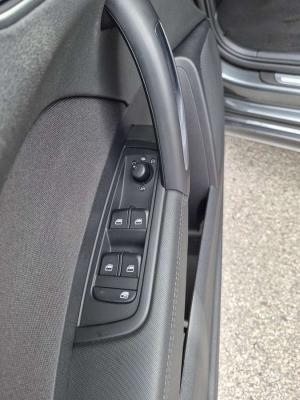 Grey Audi A1 2013 in Kaunas, with an engine capacity of 1.39 L and mileage of 176 thousand km for 7700 €, photo 19 on AUTOMOTO.COM.LV