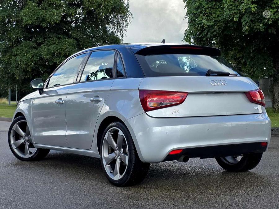 Grey Audi A1 2013 in Taurage, with an engine capacity of 1.60 L and mileage of 186 thousand km for 5200 €, photo 8 on AUTOMOTO.COM.LV