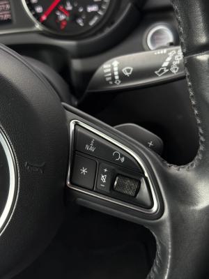 Pelēks Audi A1 2015 Rīga, ar dzinēja tilpumu 1.40 L un nobraukumu 162 tūkst. km par 9980 €, foto 5 vietnē AUTOMOTO.COM.LV