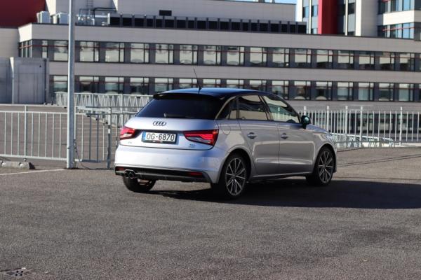 Grey Audi A1 2015 in Riga, with an engine capacity of 1.40 L and mileage of 162 thousand km for 9980 €, photo 10 on AUTOMOTO.COM.LV
