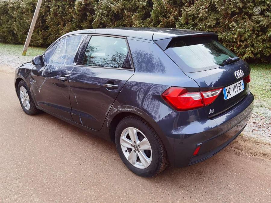 Pelēks Audi A1 2019 Kauņa, ar dzinēja tilpumu 1.00 L un nobraukumu 145 tūkst. km par 5500 €, foto 25 vietnē AUTOMOTO.COM.LV