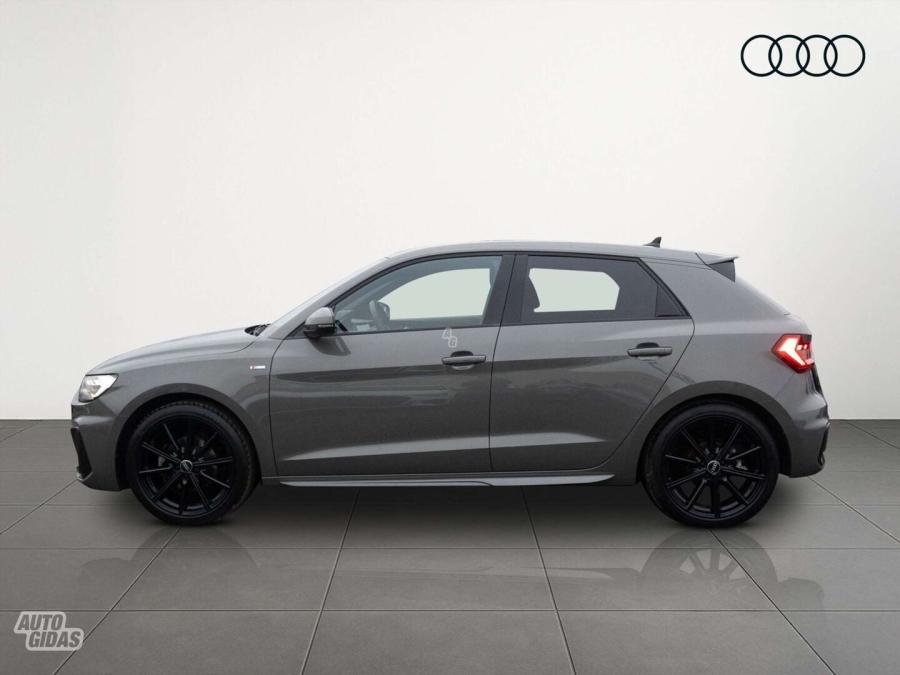 Grey Audi A1 2022 in Kaunas, with an engine capacity of 1.50 L and mileage of 36 thousand km for 30046 €, photo 4 on AUTOMOTO.COM.LV