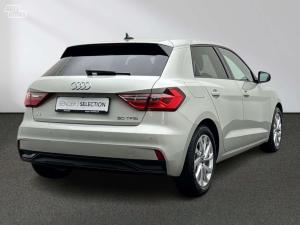 Pelēks Audi A1 2023 Kauņa, ar dzinēja tilpumu 1.00 L un nobraukumu 19 tūkst. km par 25480 €, foto 3 vietnē AUTOMOTO.COM.LV