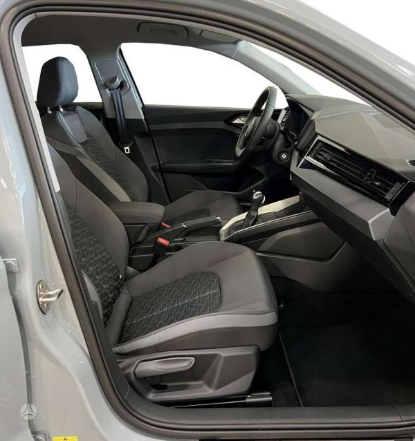 Grey Audi A1 2025 in Kaunas, with an engine capacity of 1.00 L and mileage of 4 thousand km for 23900 €, photo 8 on AUTOMOTO.COM.LV