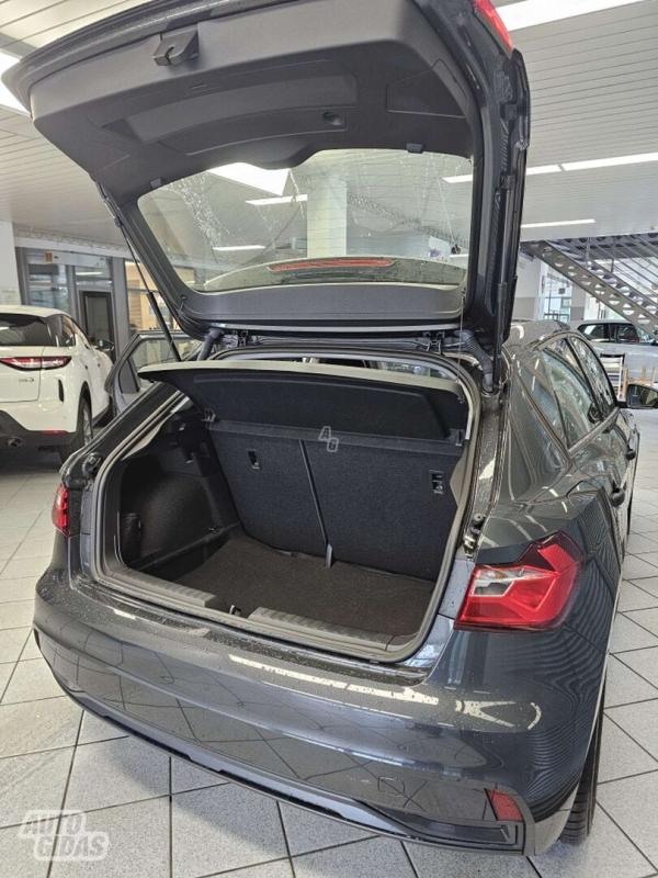 Pelēks Audi A1 2022 Kauņa, ar dzinēja tilpumu 1.00 L un nobraukumu 24 tūkst. km par 23478 €, foto 6 vietnē AUTOMOTO.COM.LV