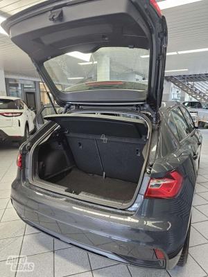 Pelēks Audi A1 2022 Kauņa, ar dzinēja tilpumu 1.00 L un nobraukumu 24 tūkst. km par 23478 €, foto 6 vietnē AUTOMOTO.COM.LV