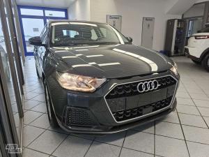 Pelēks Audi A1 2022 Kauņa, ar dzinēja tilpumu 1.00 L un nobraukumu 24 tūkst. km par 23478 €, foto 15 vietnē AUTOMOTO.COM.LV