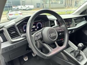 Pelēks Audi A1 2023 Kauņa, ar dzinēja tilpumu 1.00 L un nobraukumu 64 tūkst. km par 22909 €, foto 12 vietnē AUTOMOTO.COM.LV