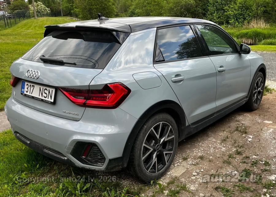 Pelēks Audi A1 2023 Tallina, ar dzinēja tilpumu 1.00 L un nobraukumu 29 tūkst. km par 25700 €, foto 5 vietnē AUTOMOTO.COM.LV
