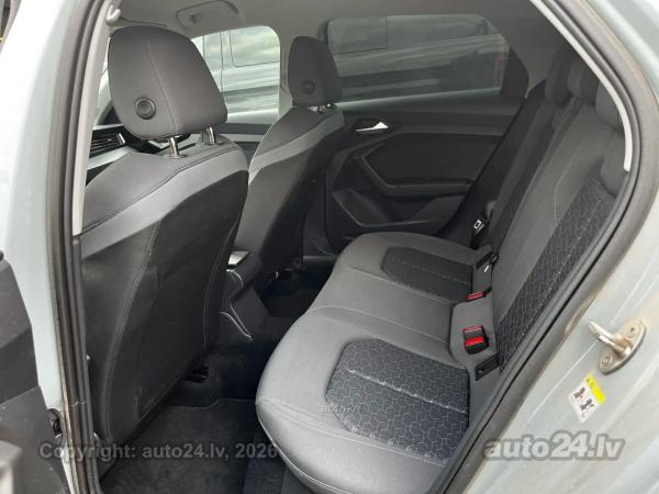 Pelēks Audi A1 2023 Tallina, ar dzinēja tilpumu 1.00 L un nobraukumu 29 tūkst. km par 25700 €, foto 7 vietnē AUTOMOTO.COM.LV