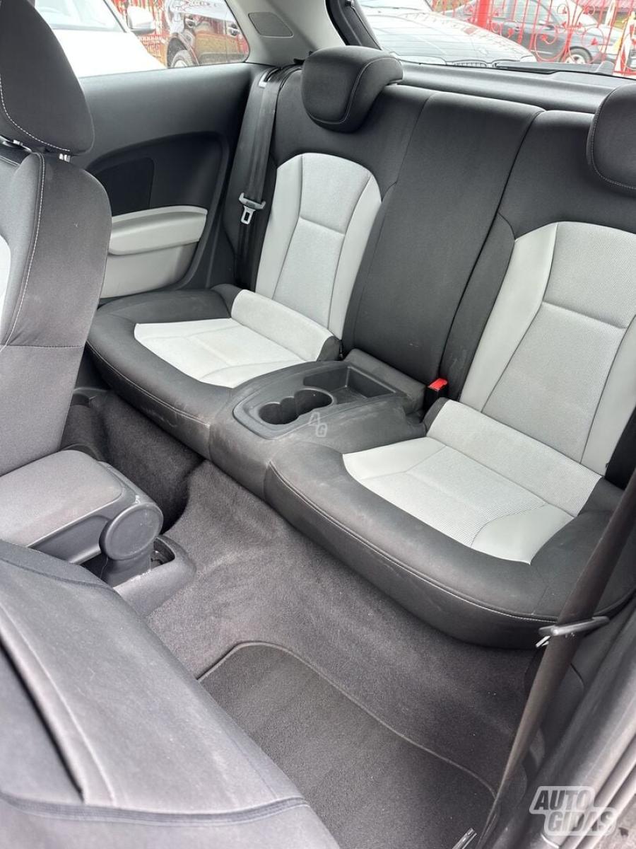 Audi A1 2011 Pabradė, ar dzinēja tilpumu 1.60 L un nobraukumu 249 tūkst. km par 4650 €, foto 10 vietnē AUTOMOTO.COM.LV