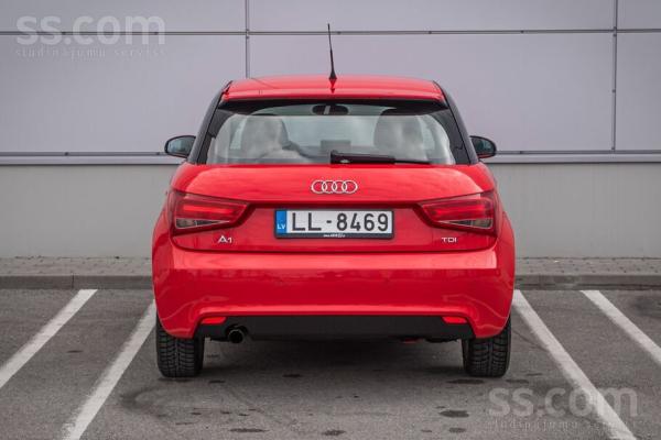 Sarkans Audi A1 2011 Rīga, ar dzinēja tilpumu 1.60 L un nobraukumu 261 tūkst. km par 4990 €, foto 5 vietnē AUTOMOTO.COM.LV