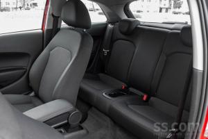 Red Audi A1 2011 in Riga, with an engine capacity of 1.60 L and mileage of 261 thousand km for 4990 €, photo 10 on AUTOMOTO.COM.LV