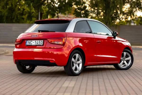 Sarkans Audi A1 2011 Jelgava, ar dzinēja tilpumu 1.60 L un nobraukumu 163 tūkst. km par 5500 €, foto 5 vietnē AUTOMOTO.COM.LV