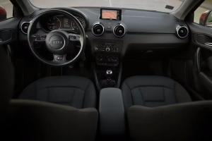 Red Audi A1 2011 in Jelgava, with an engine capacity of 1.60 L and mileage of 163 thousand km for 5500 €, photo 8 on AUTOMOTO.COM.LV