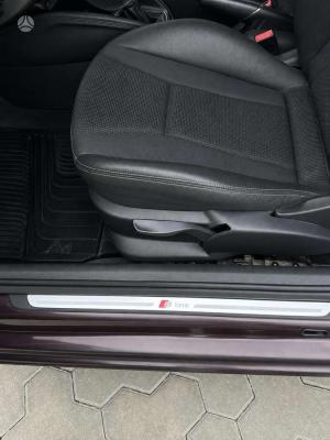 Sarkans Audi A1 2012 Viļņa, ar dzinēja tilpumu 1.60 L un nobraukumu 269 tūkst. km par 3250 €, foto 8 vietnē AUTOMOTO.COM.LV