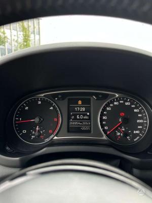 Sarkans Audi A1 2012 Viļņa, ar dzinēja tilpumu 1.60 L un nobraukumu 269 tūkst. km par 3250 €, foto 12 vietnē AUTOMOTO.COM.LV