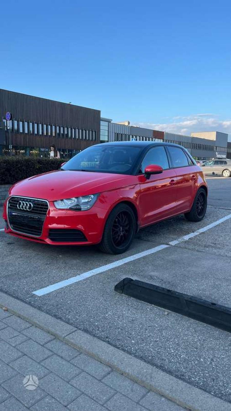 Red Audi A1 2012 in Vilnius, with an engine capacity of 1.20 L and mileage of 204 thousand km for 6900 €, photo 5 on AUTOMOTO.COM.LV