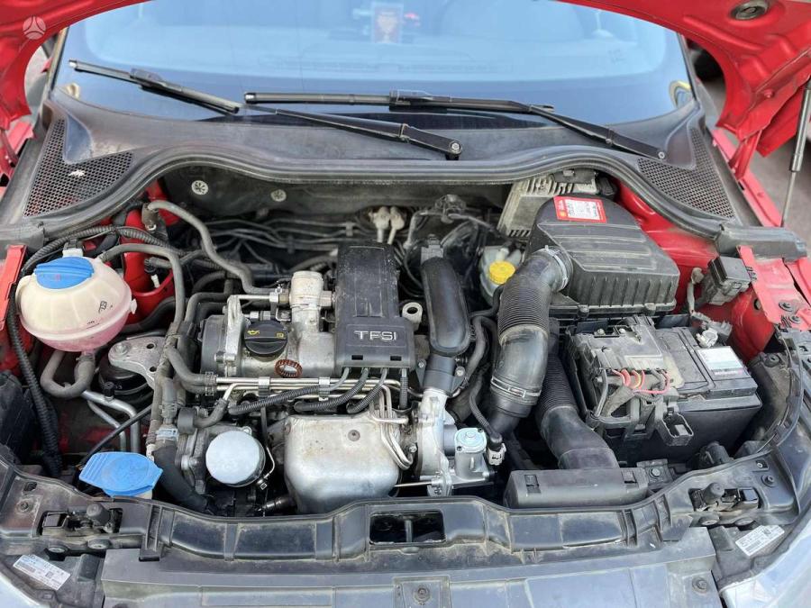Red Audi A1 2012 in Vilnius, with an engine capacity of 1.20 L and mileage of 204 thousand km for 6900 €, photo 17 on AUTOMOTO.COM.LV
