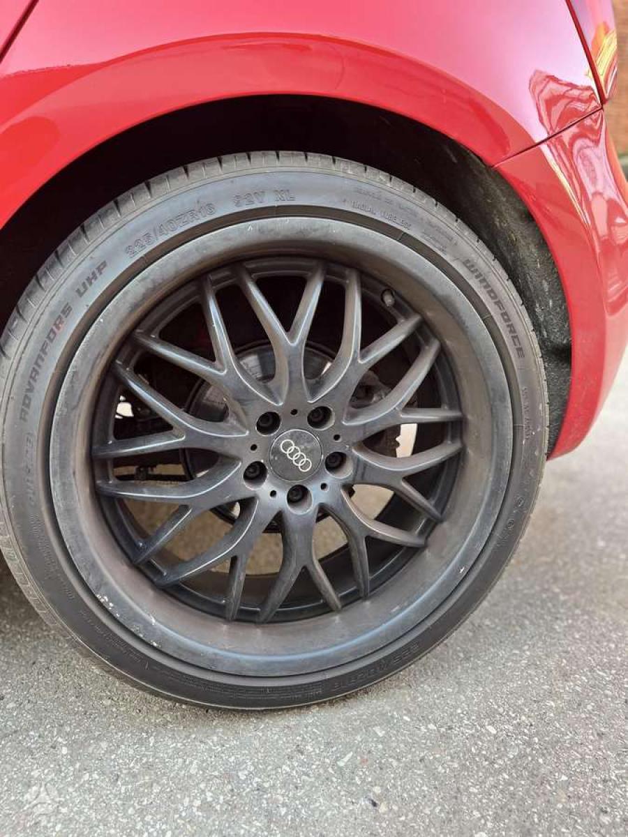 Red Audi A1 2012 in Vilnius, with an engine capacity of 1.20 L and mileage of 204 thousand km for 6900 €, photo 18 on AUTOMOTO.COM.LV