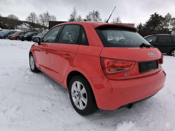 Red Audi A1 2013 in Alytus, with an engine capacity of 1.20 L and mileage of 163 thousand km for 5400 €, photo 5 on AUTOMOTO.COM.LV