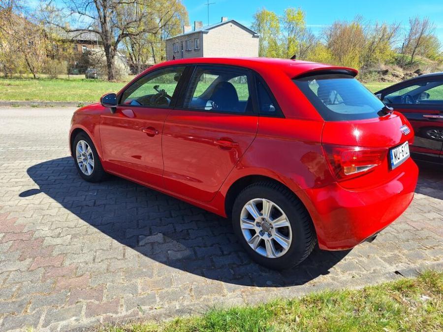 Red Audi A1 2014 in Riga, with an engine capacity of 1.60 L and mileage of 216 thousand km for 4599 €, photo 11 on AUTOMOTO.COM.LV