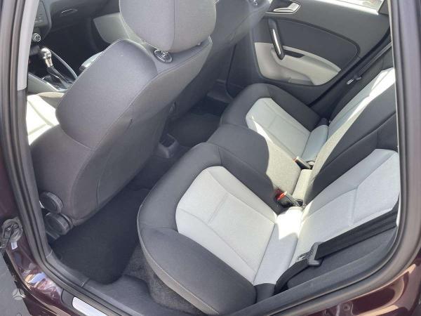 Red Audi A1 2014 in Taurage, with an engine capacity of 1.60 L and mileage of 288 thousand km for 6700 €, photo 6 on AUTOMOTO.COM.LV