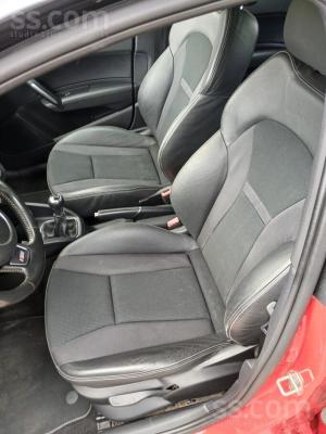 Sarkans Audi A1 2016 Rēzekne, ar dzinēja tilpumu 1.40 L un nobraukumu 207 tūkst. km par 6690 €, foto 12 vietnē AUTOMOTO.COM.LV