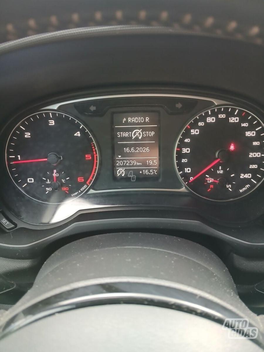 Red Audi A1 2016 in Utena, with an engine capacity of 1.40 L and mileage of 207 thousand km for 6200 €, photo 5 on AUTOMOTO.COM.LV