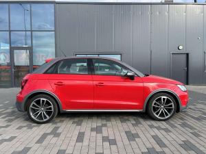 Red Audi A1 2016 in Siauliai, with an engine capacity of 1.42 L and mileage of 193 thousand km for 7777 €, photo 5 on AUTOMOTO.COM.LV