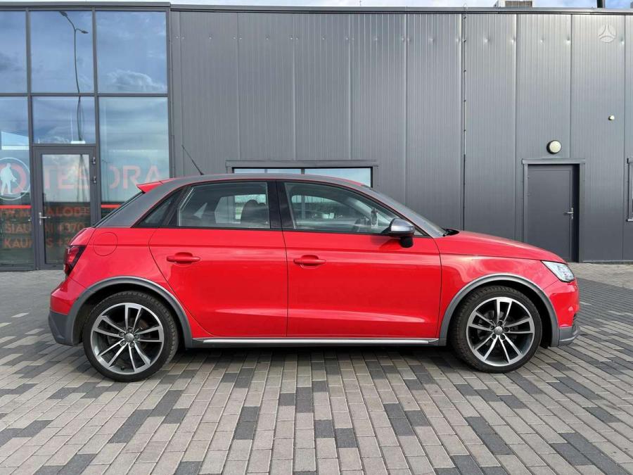 Red Audi A1 2016 in Siauliai, with an engine capacity of 1.42 L and mileage of 193 thousand km for 7777 €, photo 5 on AUTOMOTO.COM.LV