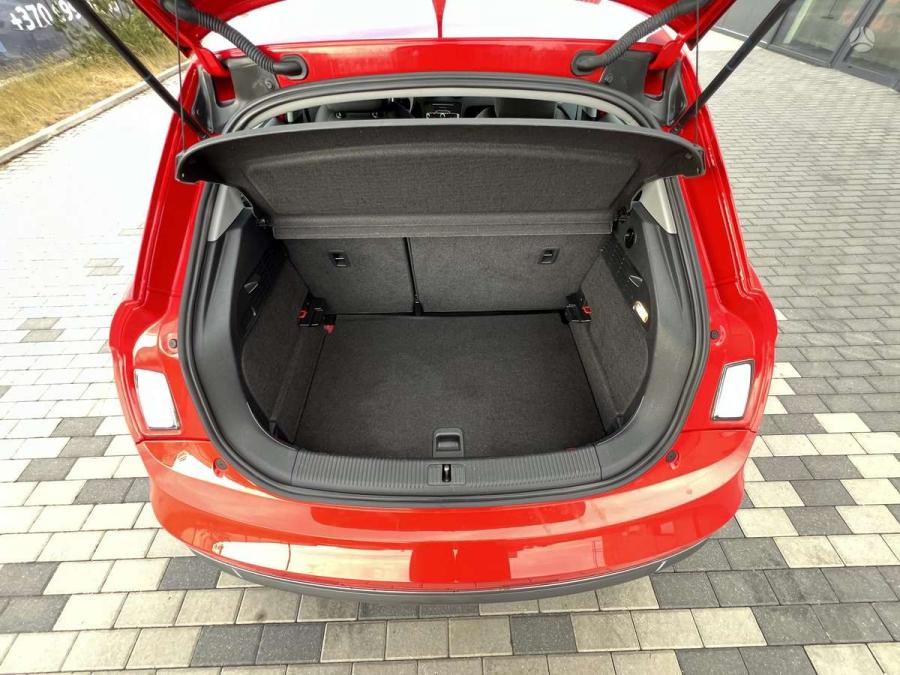 Red Audi A1 2016 in Siauliai, with an engine capacity of 1.42 L and mileage of 193 thousand km for 7777 €, photo 24 on AUTOMOTO.COM.LV