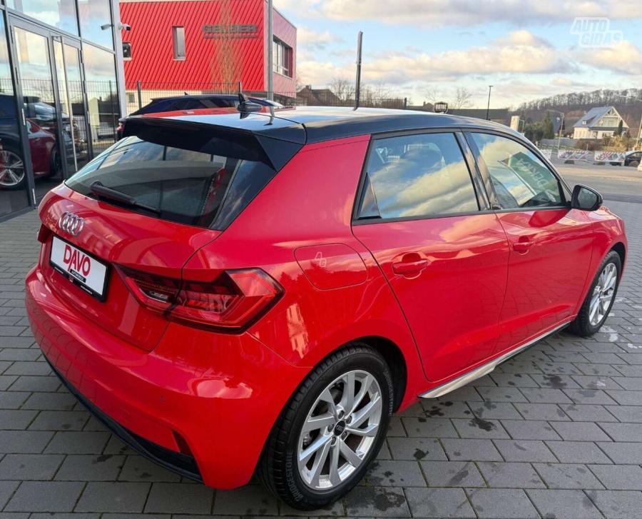 Red Audi A1 2023 in Kaunas, with an engine capacity of 1.00 L and mileage of 35 thousand km for 22736 €, photo 2 on AUTOMOTO.COM.LV