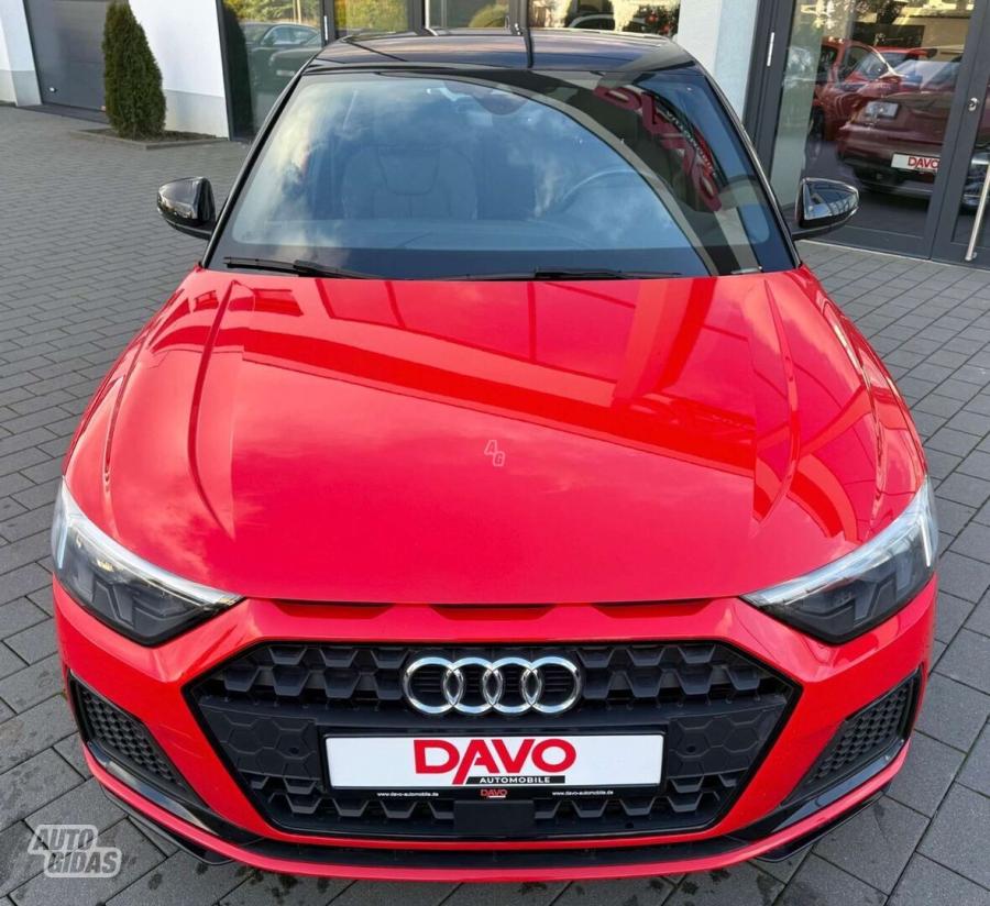 Red Audi A1 2023 in Kaunas, with an engine capacity of 1.00 L and mileage of 35 thousand km for 22736 €, photo 8 on AUTOMOTO.COM.LV