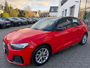 Red Audi A1 2023 in Kaunas, with an engine capacity of 1.00 L and mileage of 35 thousand km for 22736 €, photo 10 on AUTOMOTO.COM.LV