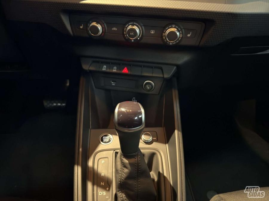 Красный Ауди А1 2021 в Каунас, объемом двигателя 1.00 л и пробегом 32 тыс. км за 23358 €, фото 15 на AUTOMOTO.COM.LV