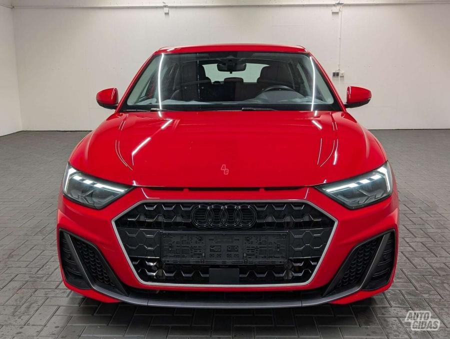 Red Audi A1 2022 in Kaunas, with an engine capacity of 1.00 L and mileage of 69 thousand km for 23409 €, photo 7 on AUTOMOTO.COM.LV