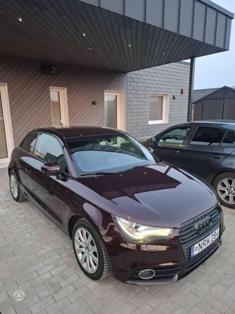 Violet Audi A1 2010 in Kaunas, with an engine capacity of 1.60 L and mileage of 304 thousand km for 3900 €, photo 4 on AUTOMOTO.COM.LV