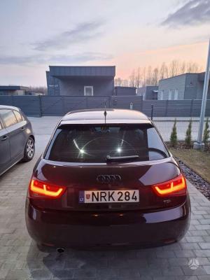 Violet Audi A1 2010 in Kaunas, with an engine capacity of 1.60 L and mileage of 304 thousand km for 3900 €, photo 6 on AUTOMOTO.COM.LV
